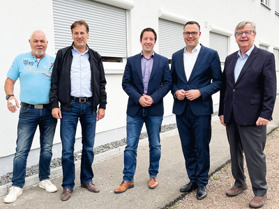 Abgeordnete zu Besuch in der Sammelunterkunft - Gemeinde Appenweier ...